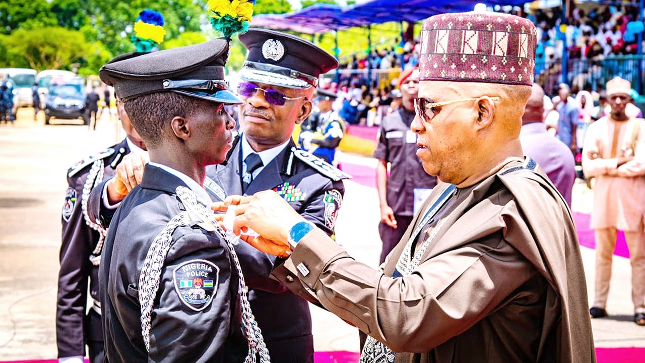 Defence: Tinubu commissions 707 officers into Nigeria’s Armed Forces – The Sun Nigeria