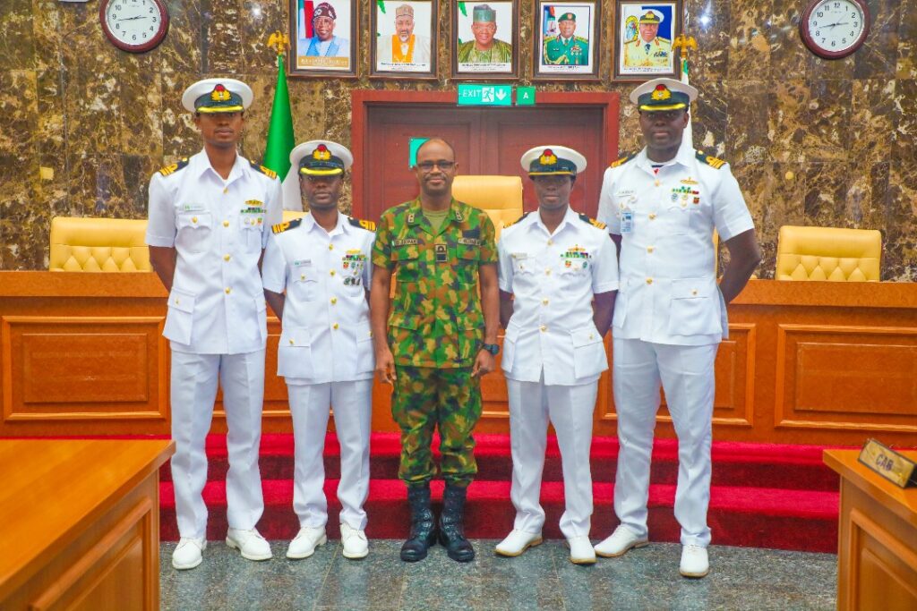 Naval chief decorates four new lieutenant commanders