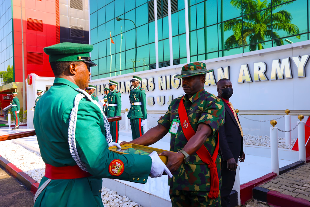 Oluyede formally takes over as army chief, calls for innovation in tackling insecurity