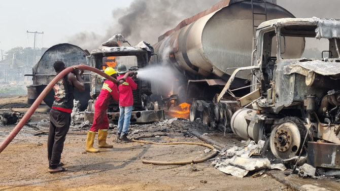 Ganduje, APC NWC condole victims of Niger tanker explosion