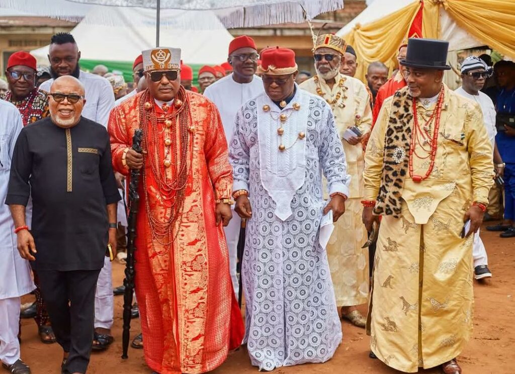 Igwe of Umuna emerges chairman of South East Association