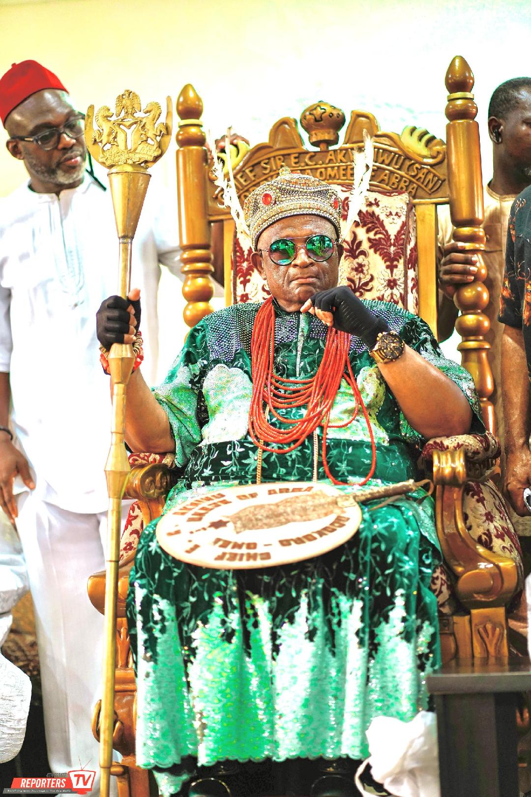 Jubilation erupts in Ogwuaga Abba as a new traditional