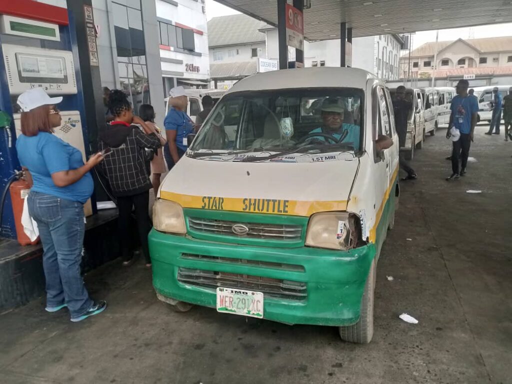 Imo: 4,000 bus drivers supplied with free fuel