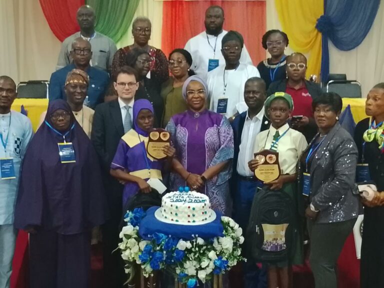 Lagos, Darsel honour school maths champions