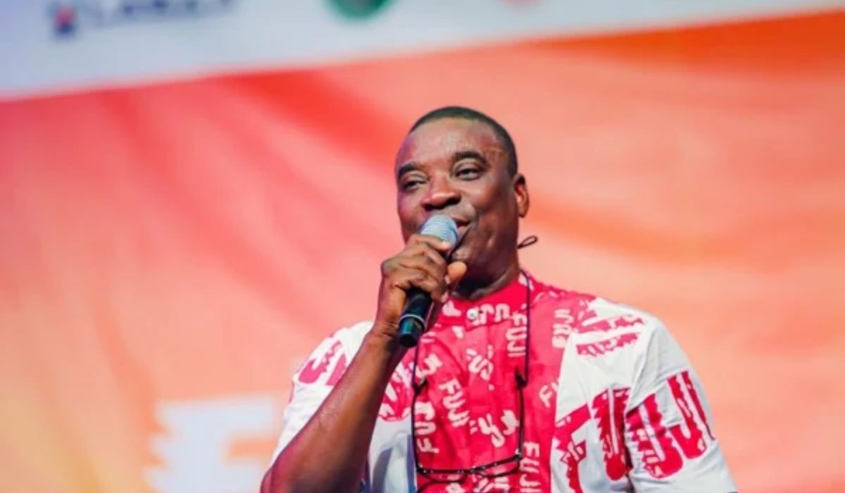 ‎JUST IN: Kwam 1 apologises over incident at airport