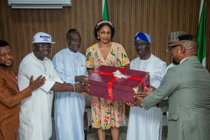 Governor Okpebholo receives royal birthday gift from Oba of Benin