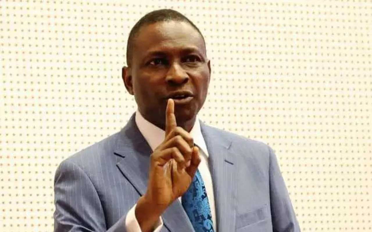 EFCC boss urges media to intensify fight against corruption