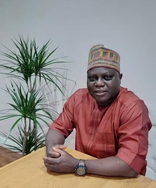 NANS lauds outgoing CRIN boss, Patrick Adebola