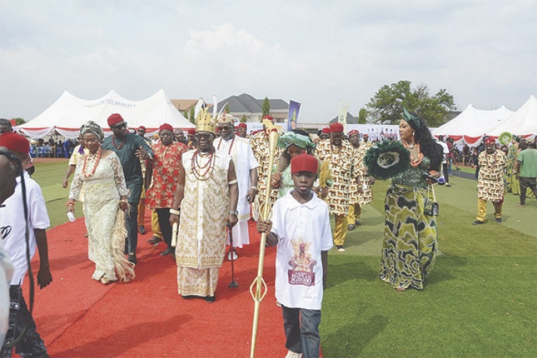 Day of glory as Amechi Uwani honours Igwe Ogbodo