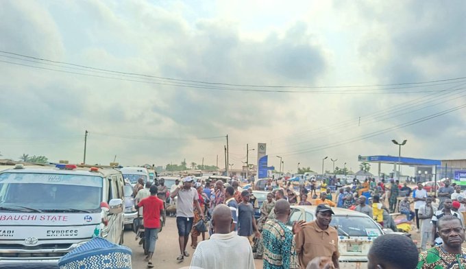 Insecurity: Residents protest, block Ondo highway