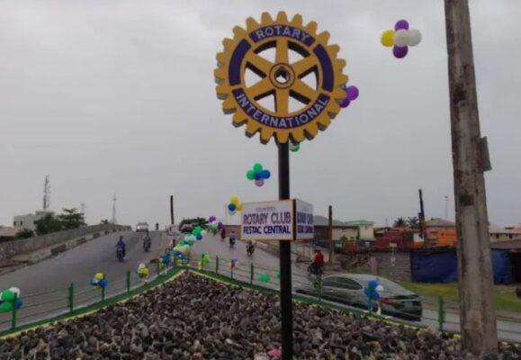 Rotary Club of Amuwo Prestige donates borehole