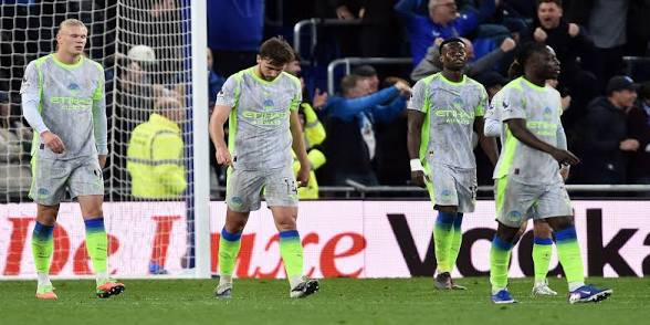 Doku rescues Man City, but Everton hand Arsenal title edge – The Sun ...