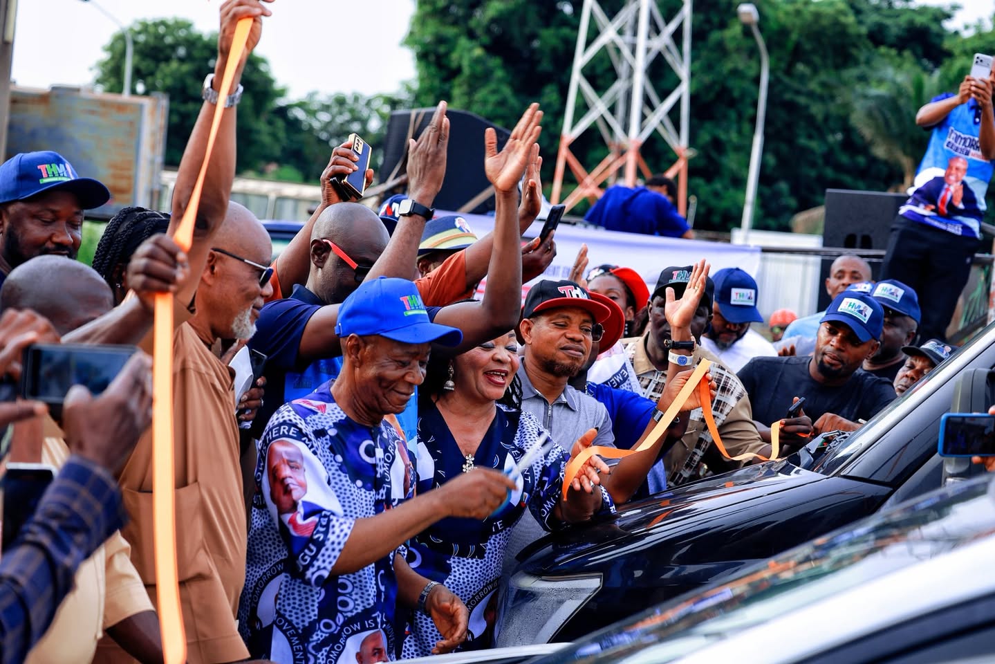 Group unveils campaign vehicles, uniforms, band equipment