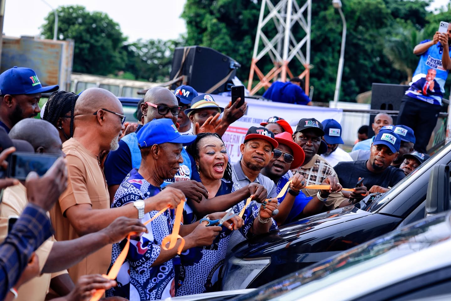 Group unveils campaign vehicles, uniforms, band equipment